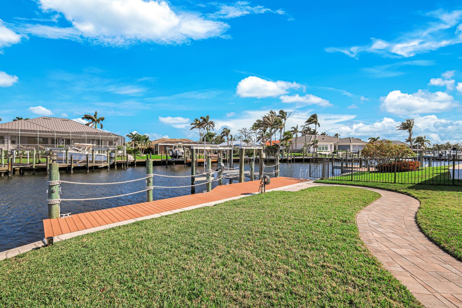 14971 David Dr, Fort Myers, FL 33908