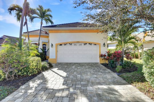 12646 Hunters Lakes Ct, Bonita Springs, FL 34135